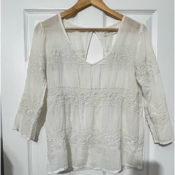 Artisan | Tops | Vintage White Top | Poshmark